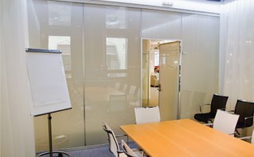 How You Can Use Intelligent 'Smart' Glass | Pro Display