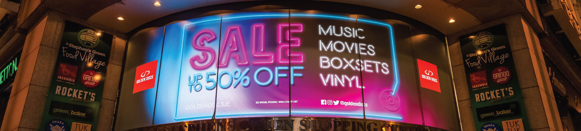 Digital Signage Vs Print Signage | Pro Display