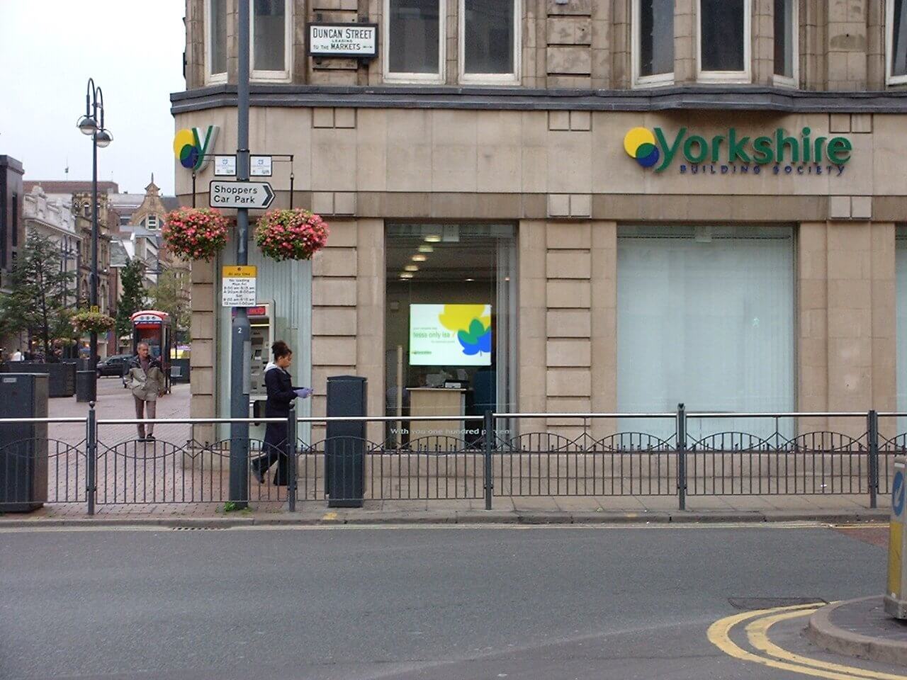 Most Effective Projection Technologies for Daylight Use | Pro Display