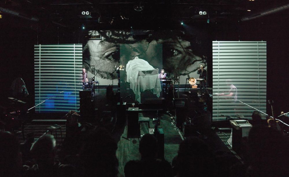 Pulp Noir Artist Group Choose Pro Display | Pro Display